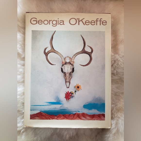 Book of Georgia O'Keeffe | Accents | Book Of Georgia Okeeffe Artist ...